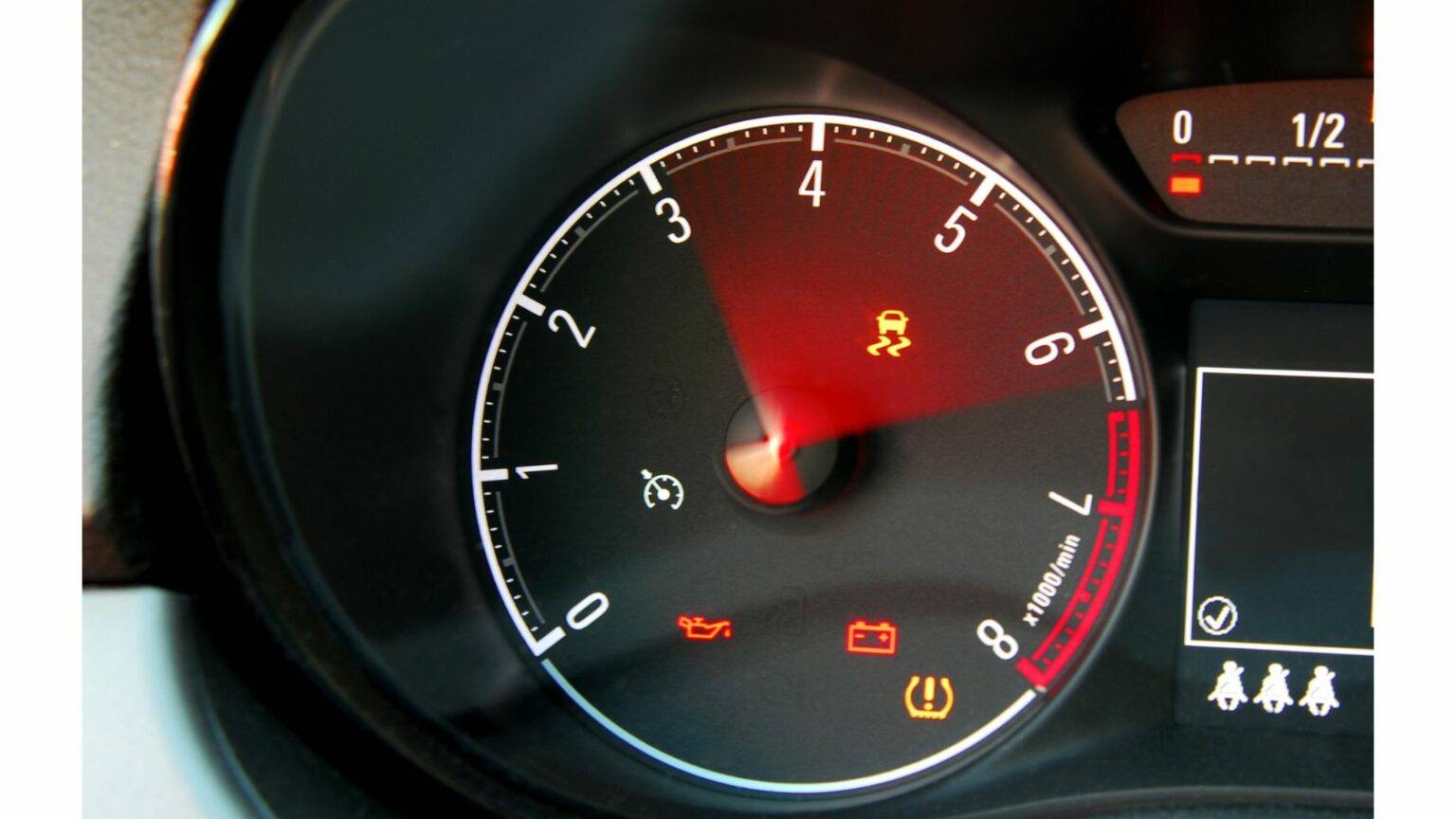 Do tire inflators drain battery? 6 preventions to avoid drainage ...